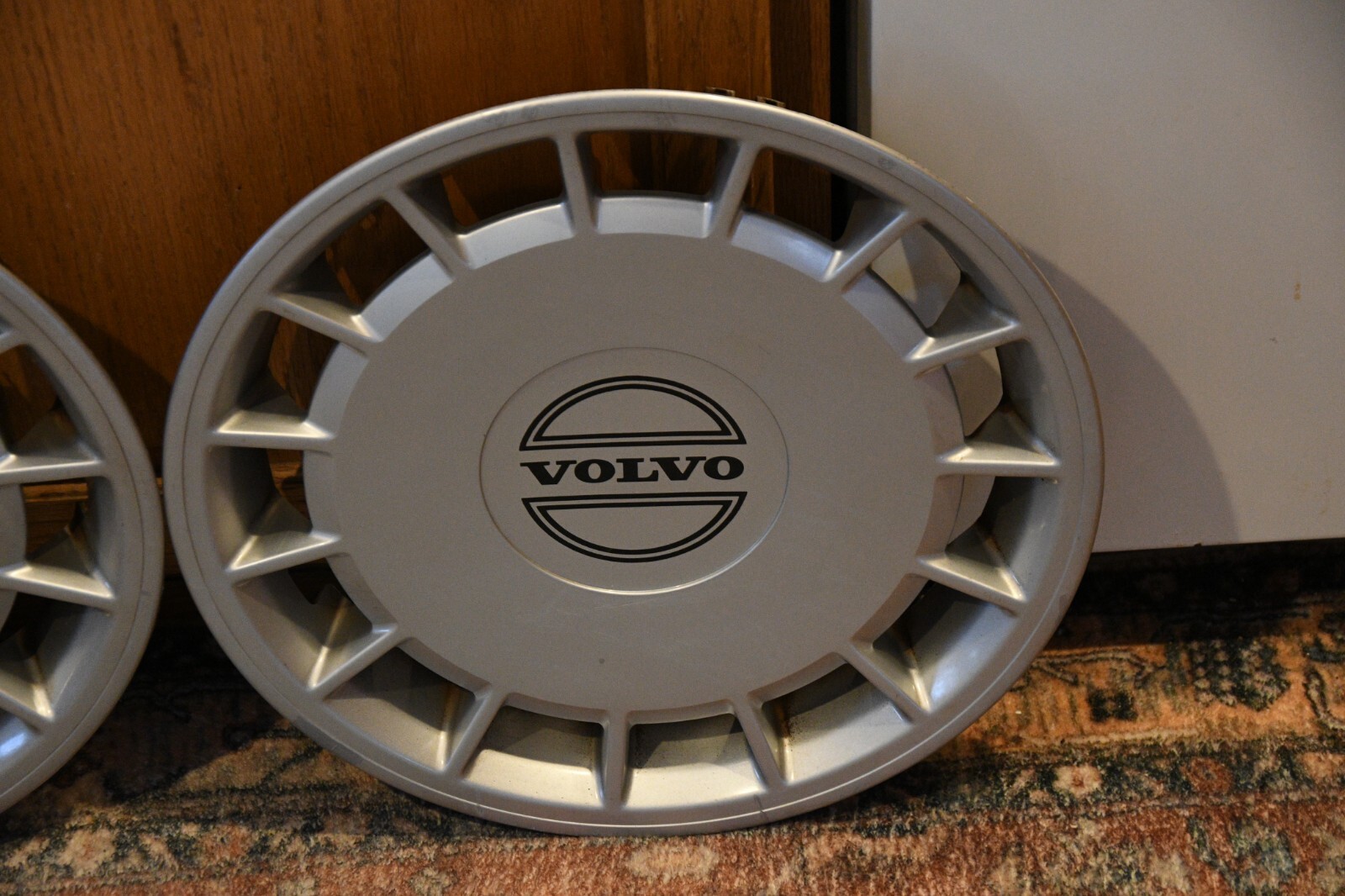 Volvo 240 Hubcap 14 Factory OEM Wheel Cover Hub Cap Black Logo 3540176 ...