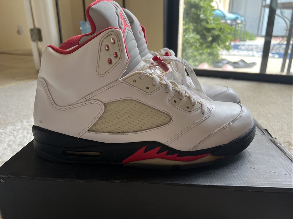 Size 13 - Jordan 5 Retro Fire Red 2013 136027 100 White/Fire Red-Black ...