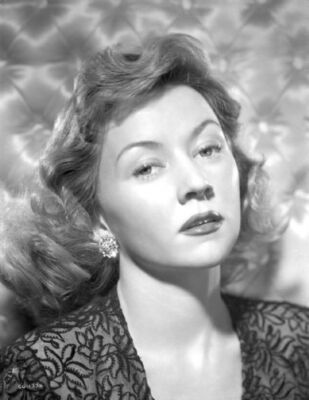 Gloria Grahame Studio Photo Poster Framing Print 8 x 10 | eBay