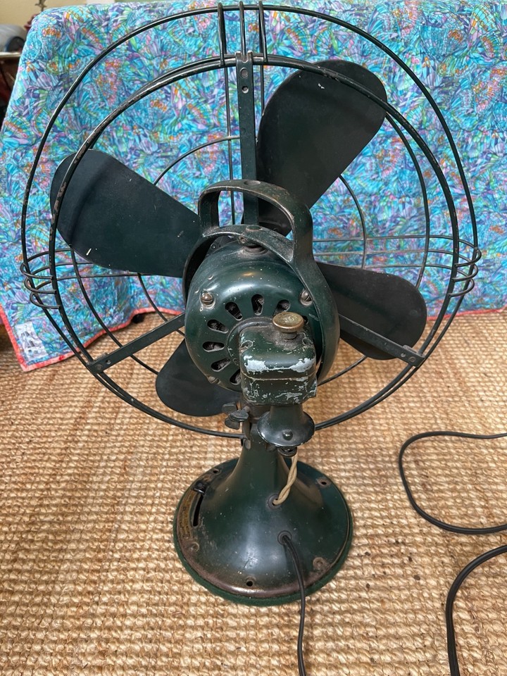 GE 75425 Fan, Hunter Green, 4 X 16" Painted Brass Blades, Oscillator | eBay