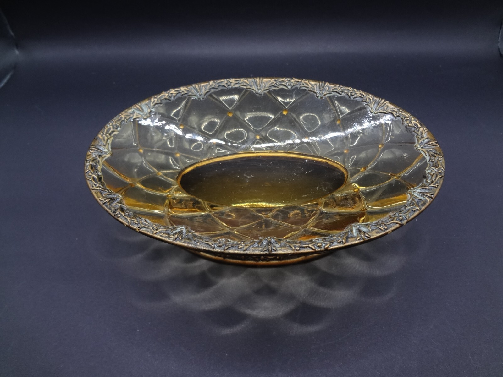 Vintage Acrylic Lucite Hollywood Regency Pedestal Soap Dish Quilted ...