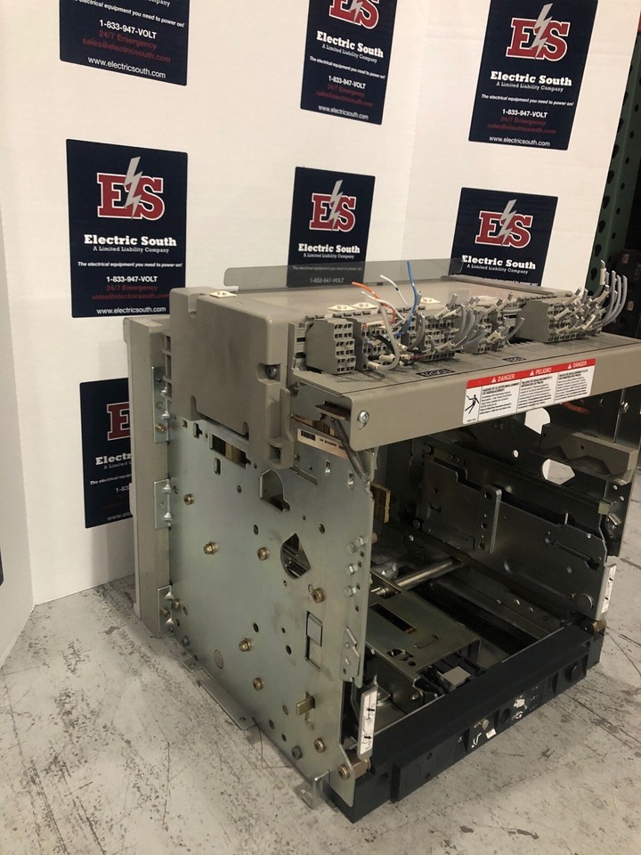 Square D Masterpact Breaker Cradle Chasis 1600 Amp CWAGVV9AXCABXXXFXX ...