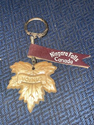 Vintage Old Niagara Falls Ontario Canada Maple Leaf Wooden Keychain ...