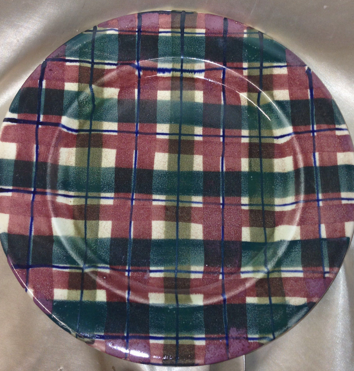 IDEN POTTERY RYE SUSSEX ENGLAND TARTAN PLAID 10 5/8" DINNER PLATE RED ...