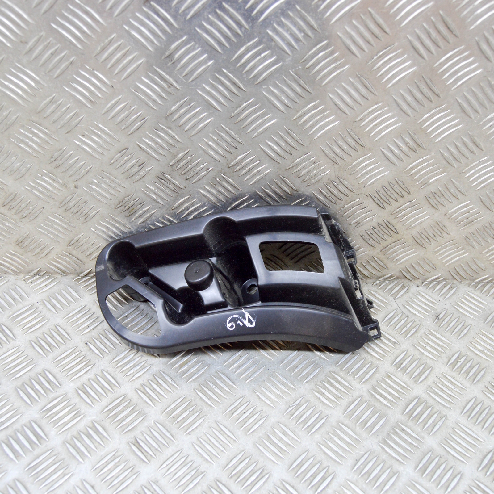 PEUGEOT 2008 P24 Rear Right Bumper Bracket 9825842580 1.2 Petrol 81kw ...