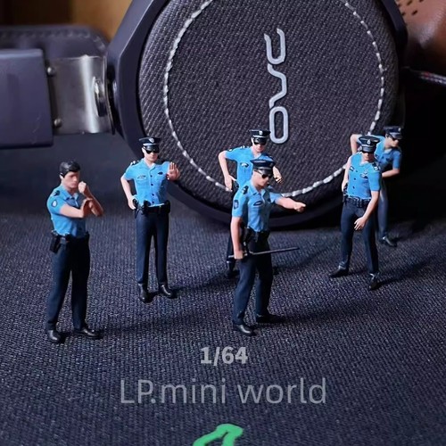 1/64 Scale Police Officer Painted Resin Miniature Models Figure Props ...