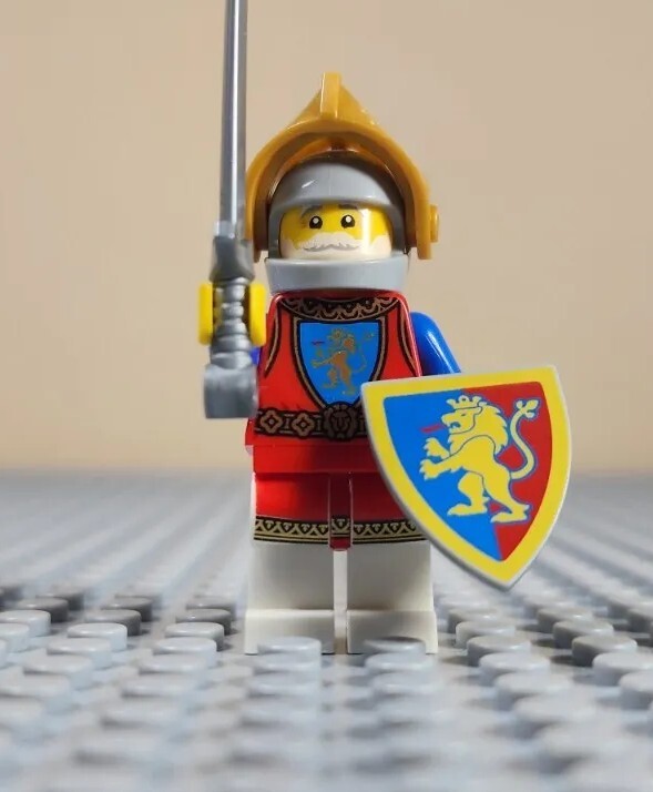 Lego Lion Knight Castle King Minifigure with Sword and Shield 10305 | eBay