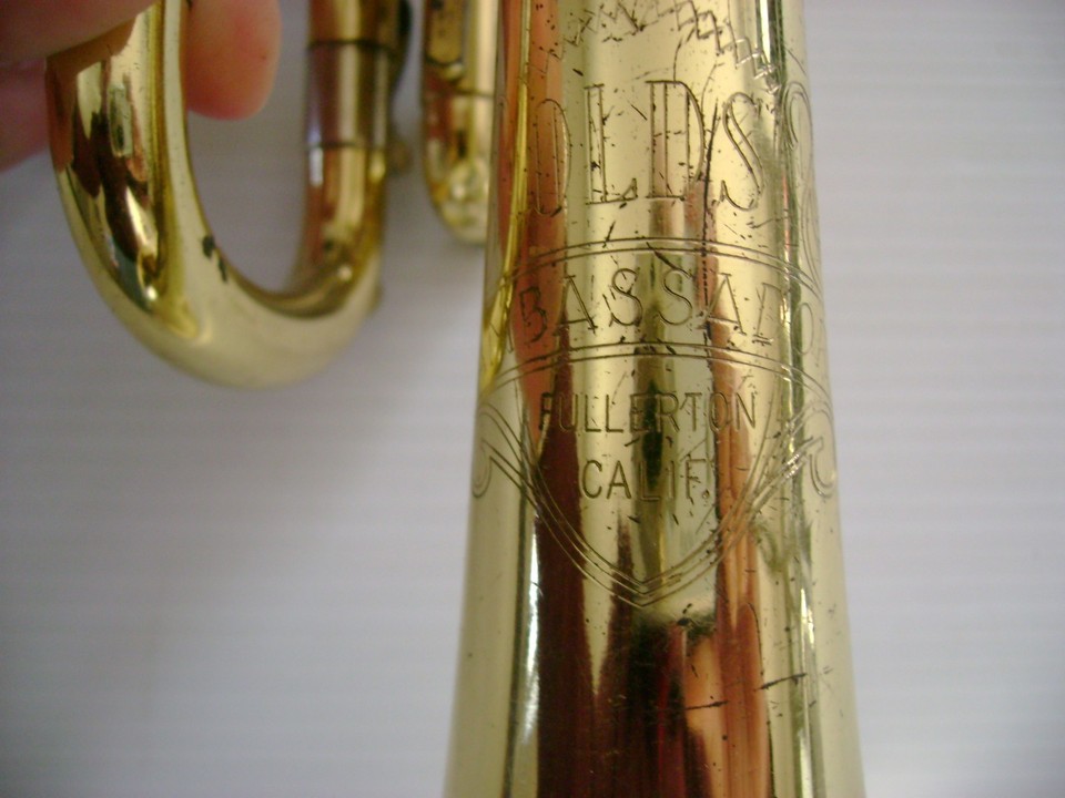 1968 F.E. Olds & Son Ambassador Trumpet w/ Case & Accessories Fullerton ...