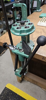 RCBS Turret Reloading Press Cast Iron 6 Station - 88901 76683889010 | eBay