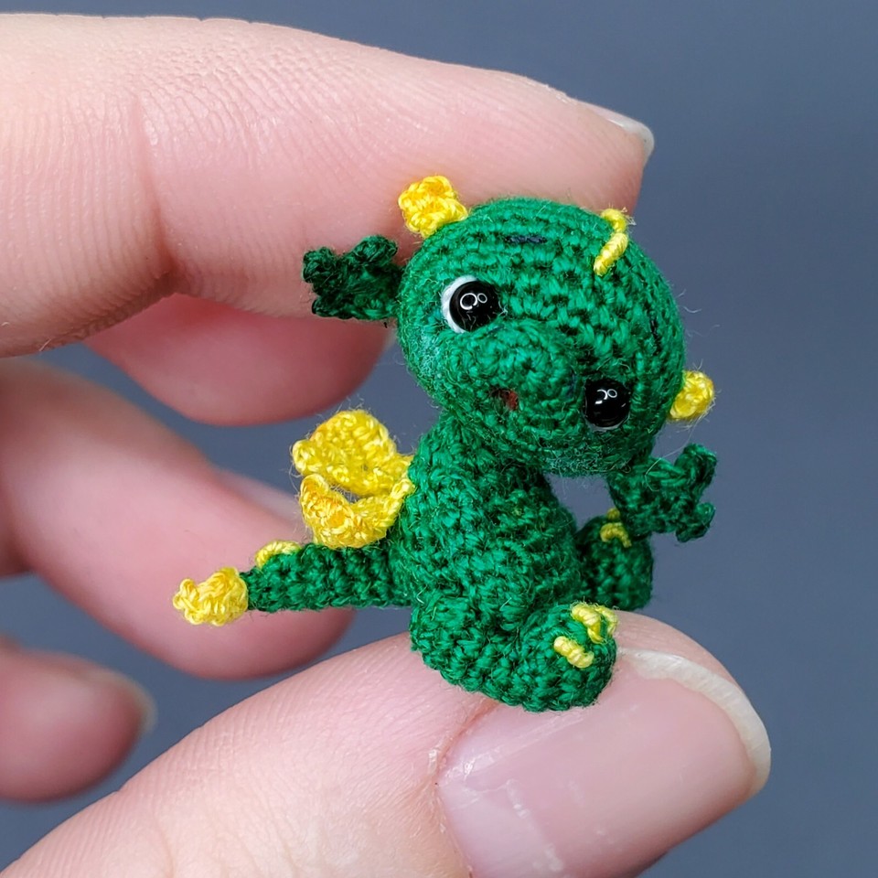 Custom extremely micro Dragon. Dollhouse miniature. Doll pet ...