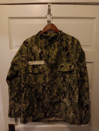 USGI USN NWU Type III Shirt MEDIUM/LONG 8405-01-574-0525 Current ...