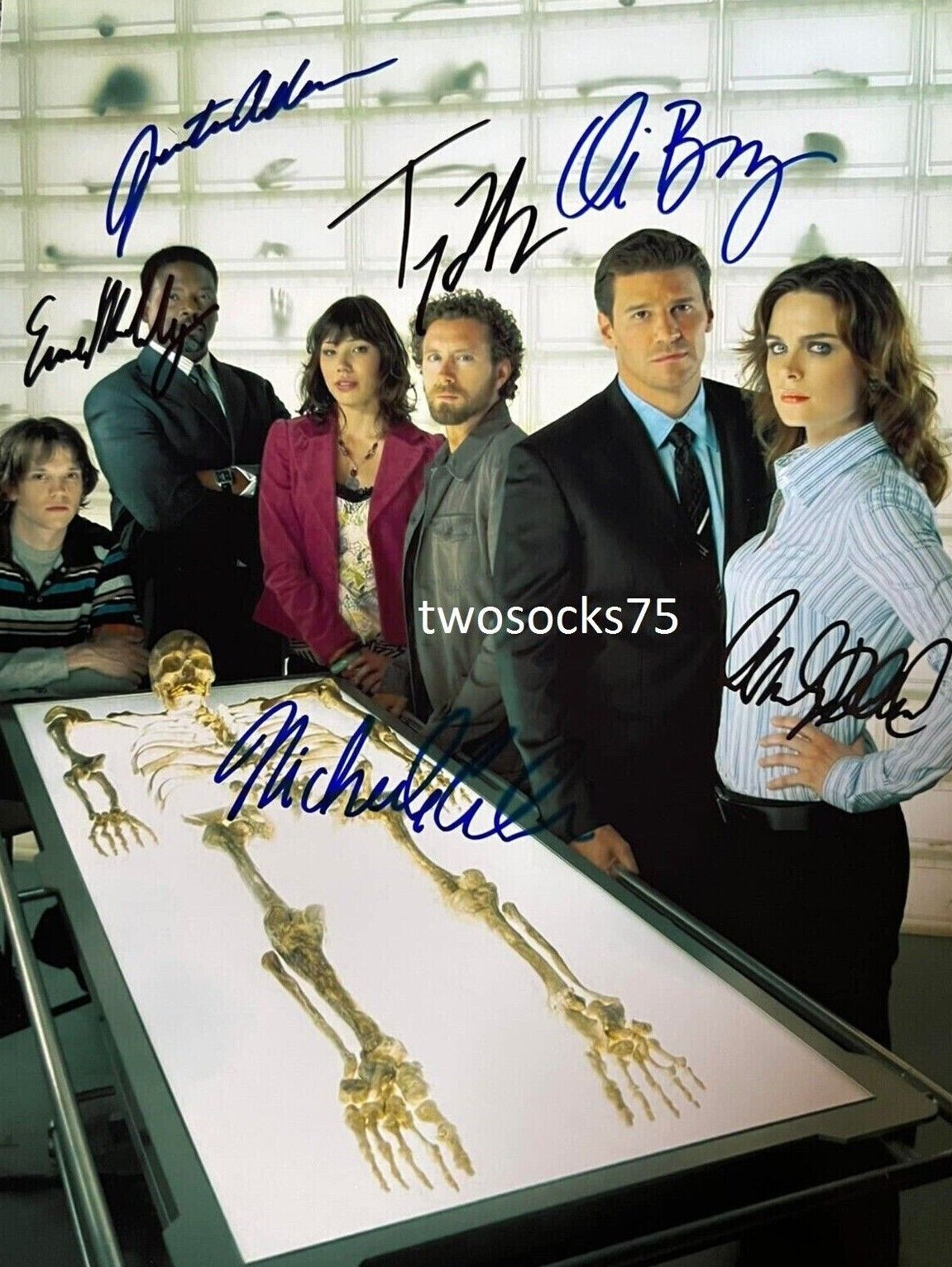 Bones TV Show - Full Cast Signed Autographed 8x10 reprint Photo | eBay