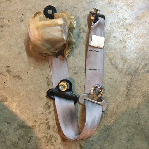 92 93 94 1992-1994 GEO METRO SWIFT LEFT REAR SEAT BELT GREY 2 DOOR | eBay