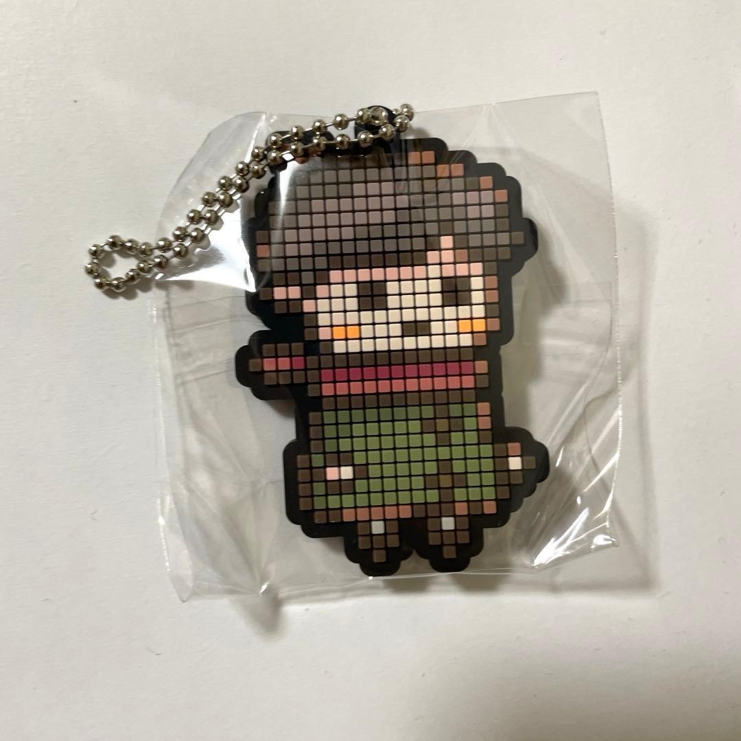 Us a Different Winter Dot Rubber KeychaChiBKi 2nd DD | eBay