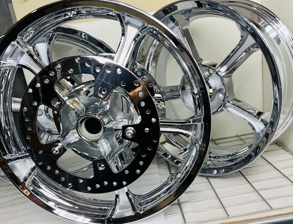 Harley CVO Tri Glide Rims 2020 -24 CUSTOM Chrome Wheels & BEARING ...