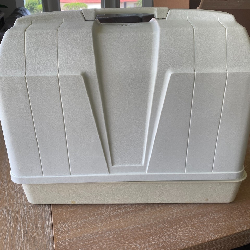 JCPenney Portable Sewing Machine Model 1710 Deluxe Precision Built ...