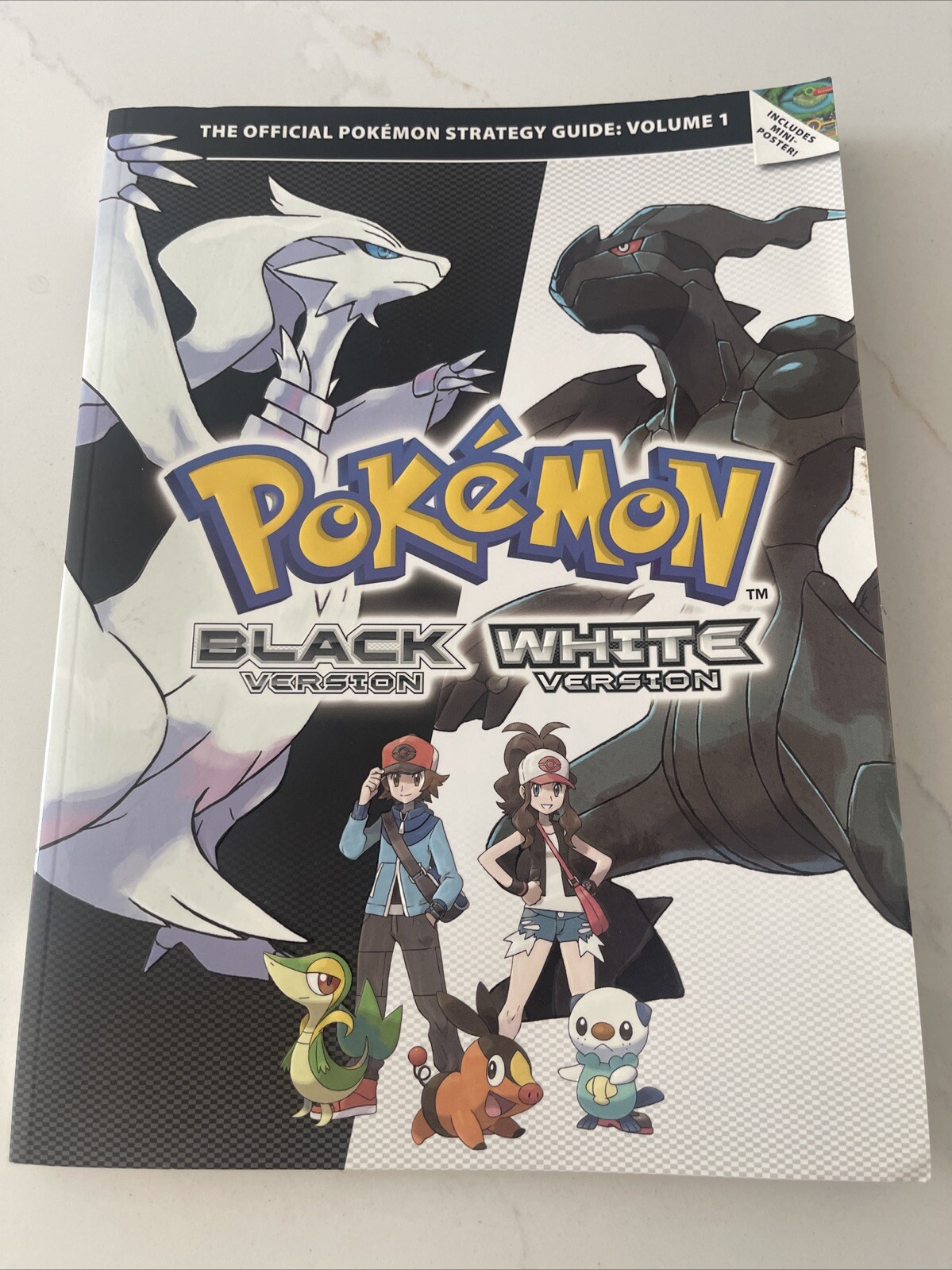 Official Pokémon Strategy Guide Vol 1 Pokemon Black White Version 2011 ...