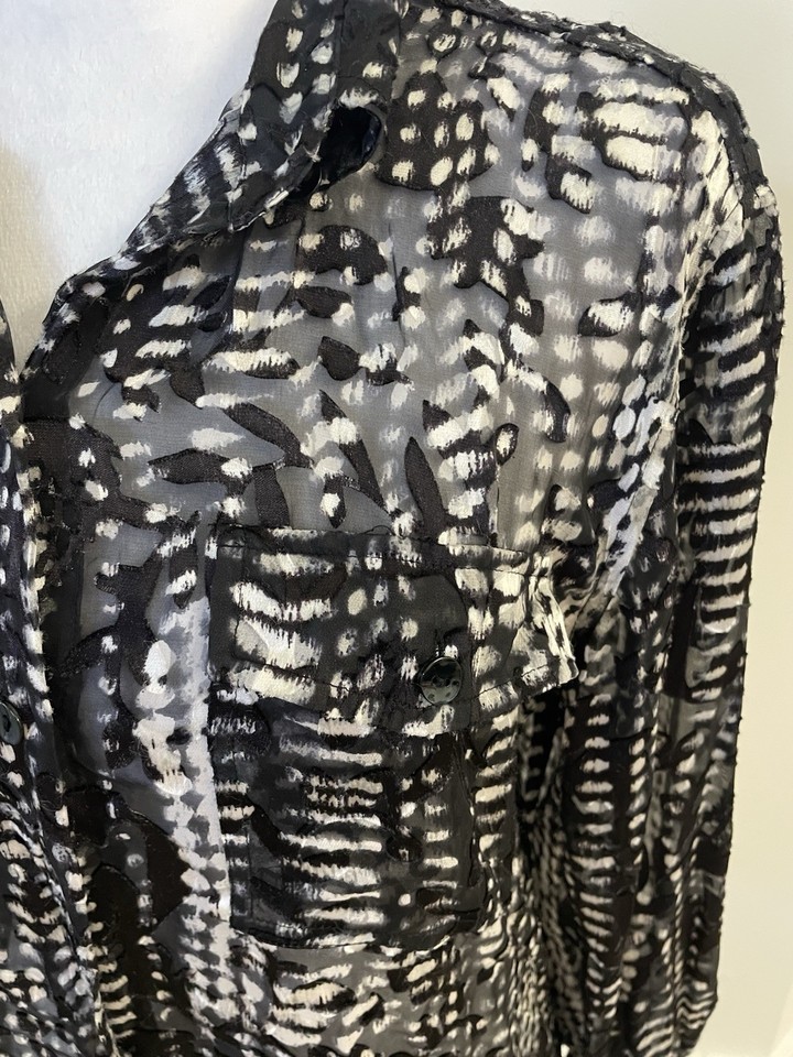 Chico’s Sz. M -1 Silk Blend Burn-Out Button Up L/S Blouse Chest Pocket ...