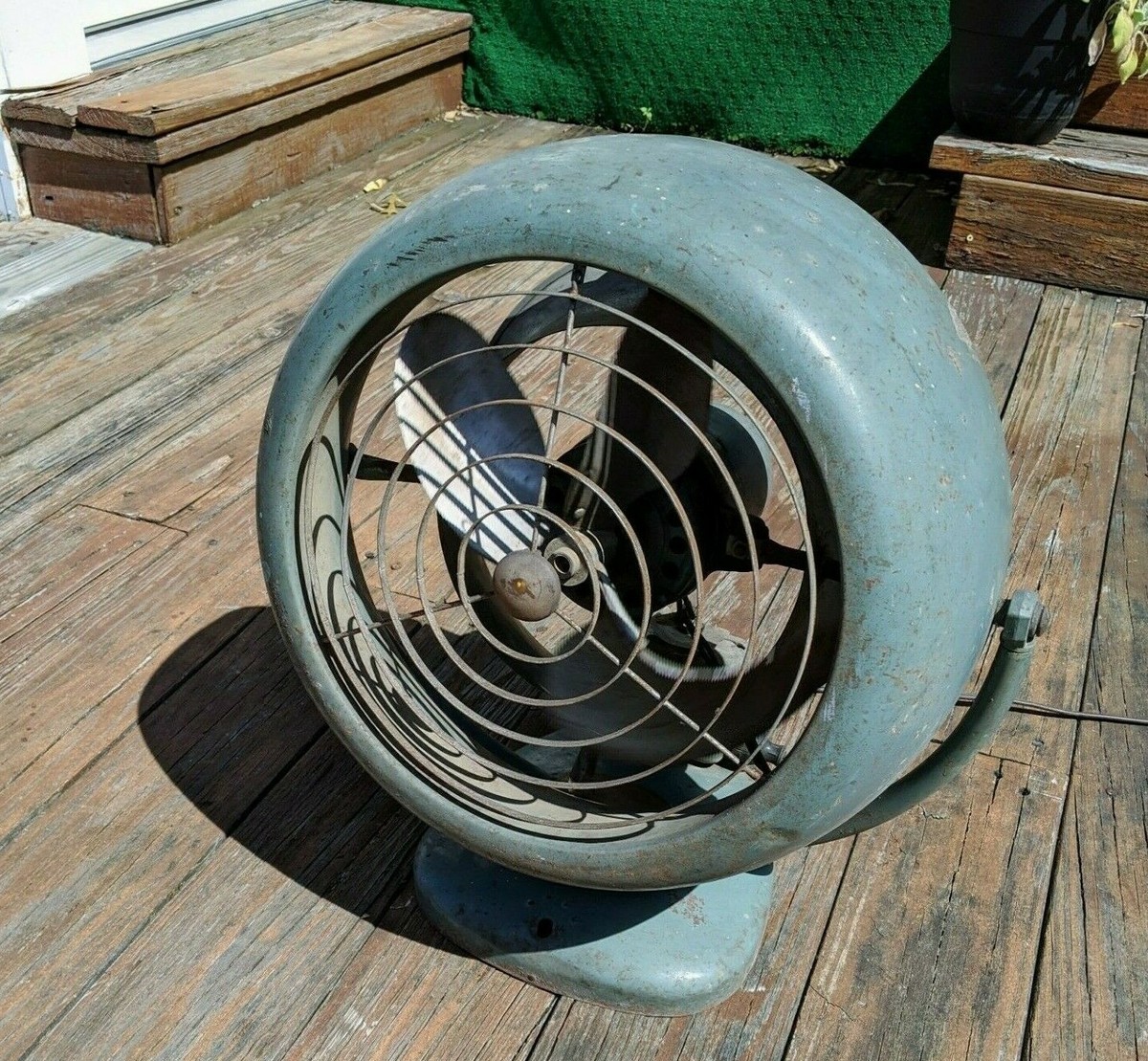 Vintage Antique Vornado Electric Fan Model B38c11 Mid Vintage Vornado
