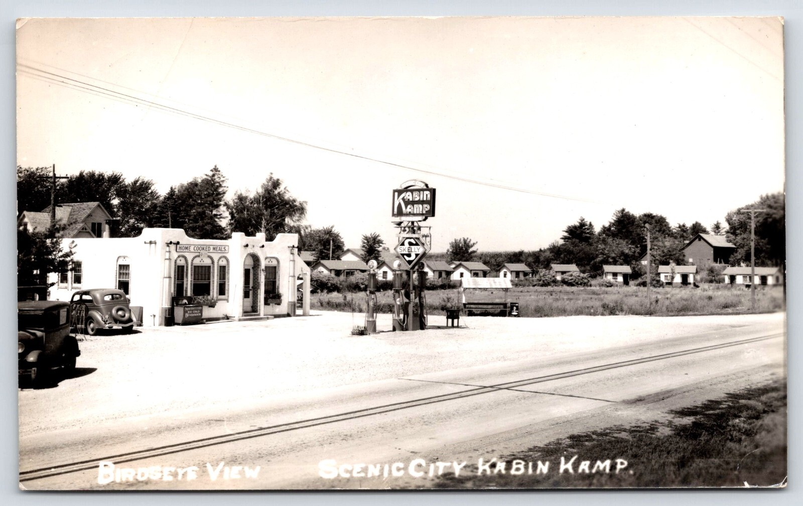 Kabin Kamp Iowa Falls Skelly Gas Station Visible Glass Pumps Oil Cars ...