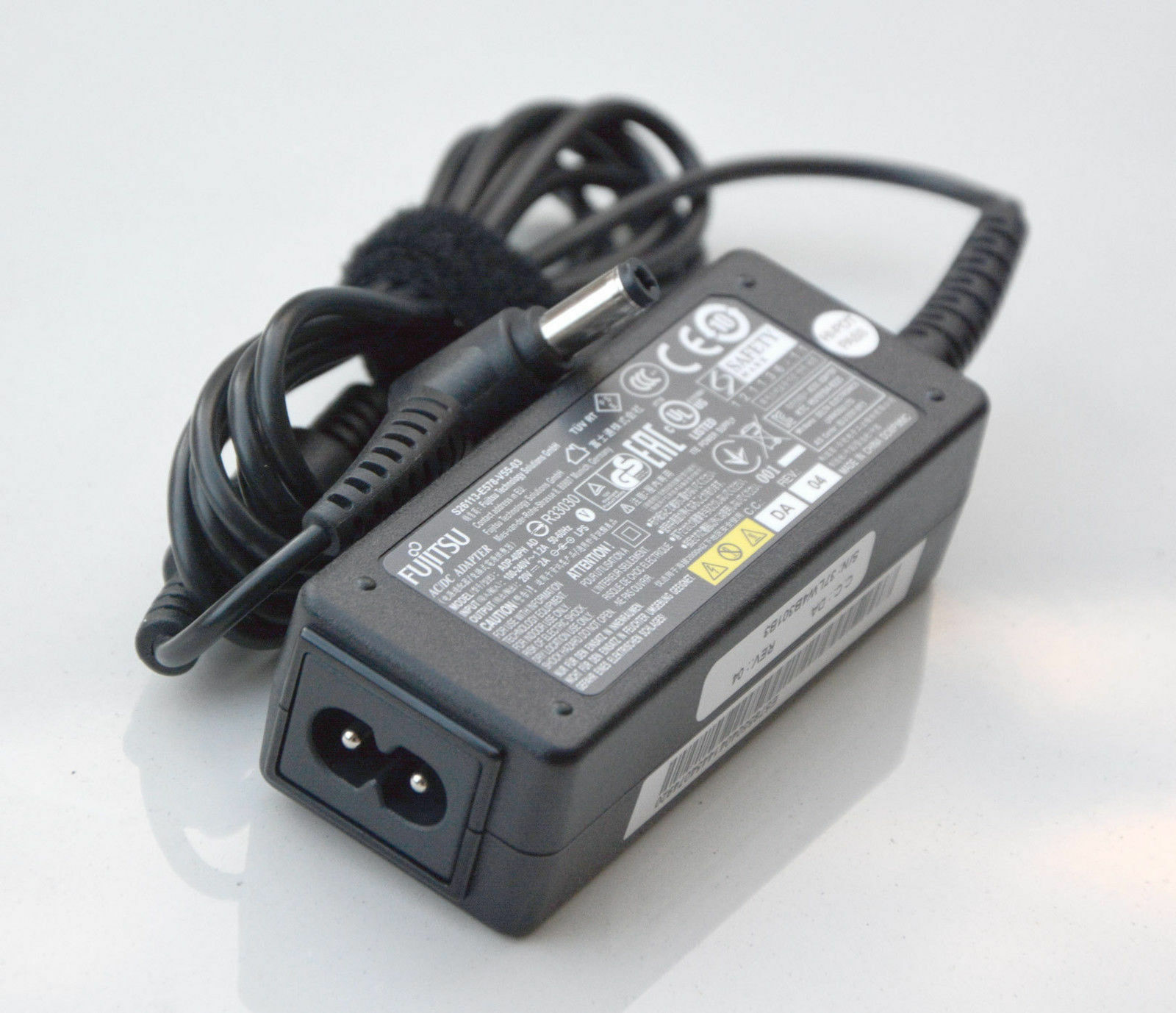 New 40W Power Supply Fujitsu 20V 2A FSC Amilo Mini Ui3250 Futro S500 ...