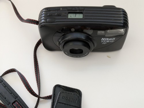 NIKON ZOOM 100 AF MACRO 35MM COMPACT FILM CAMERA | eBay Australia