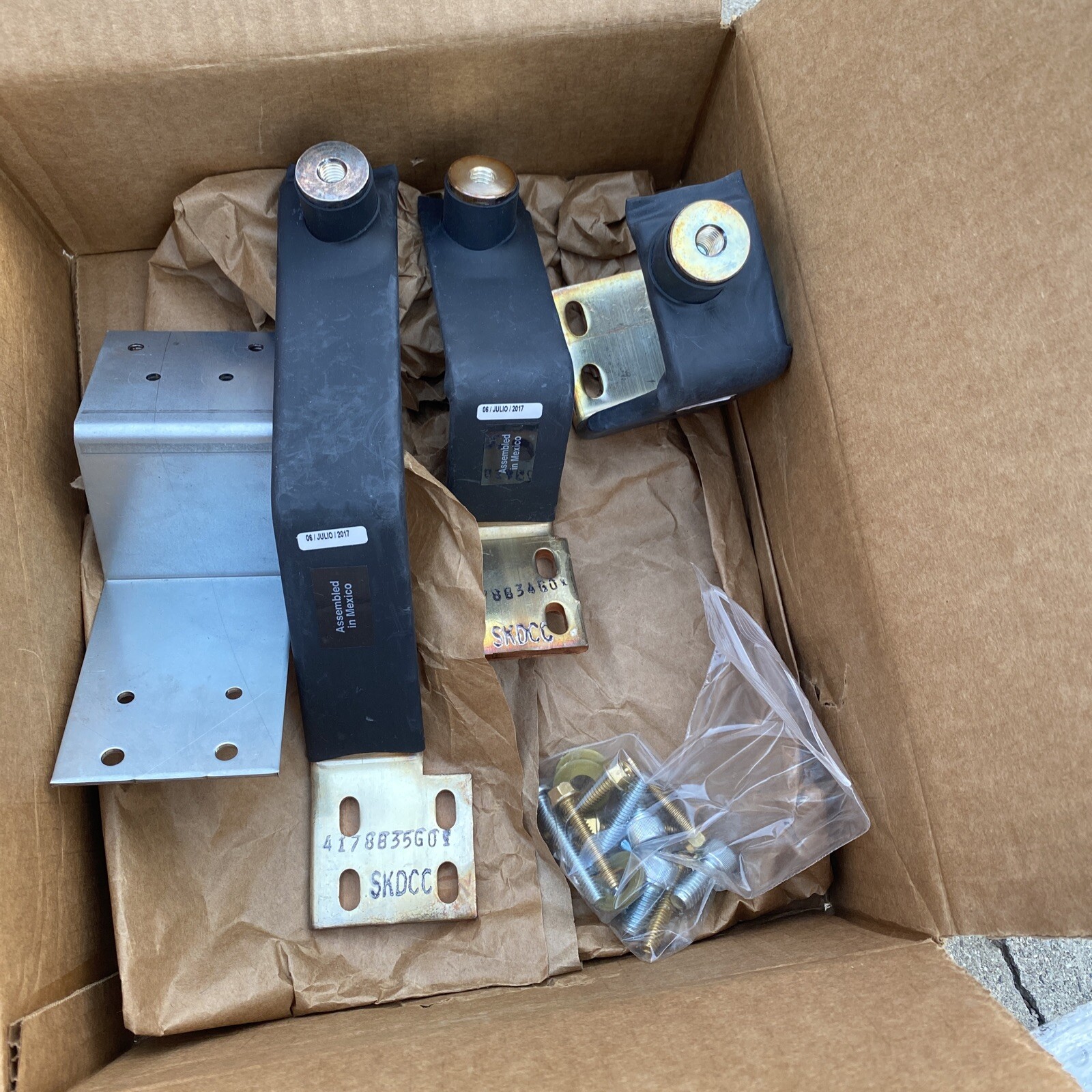 EATON MOUNTING HARDWARE KPRL4KD KPRL4CKDS K- FRAME 400 AMP 600 VOLTS ...