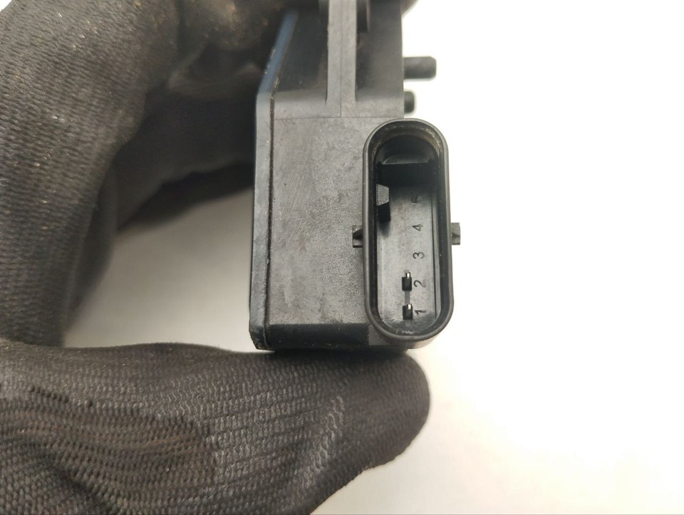 Mercedes-Benz A0009061313 EQB (X243) 2023 Adjustment motor for ...