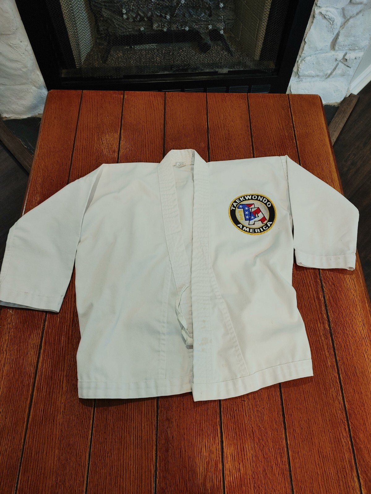 FUJI "Taekwondo America" Embroidered Youth White Karate Uniform Robe ...