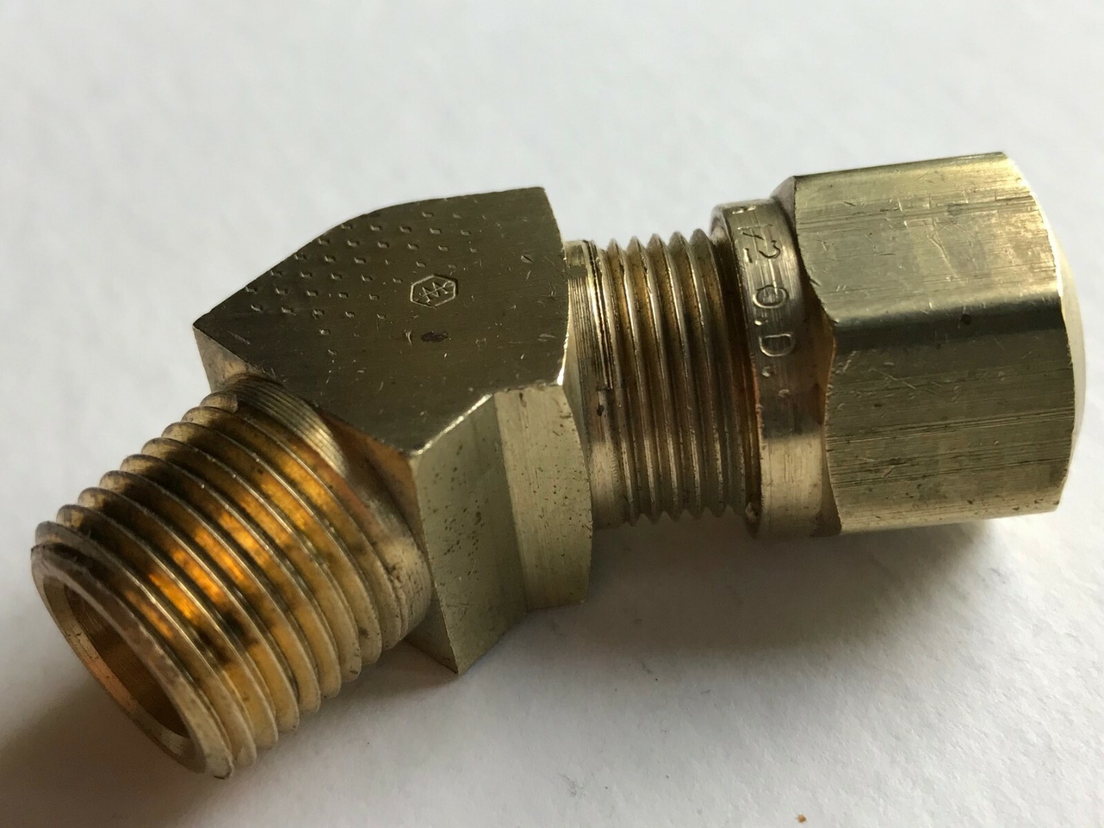 1/2" Tube OD x 3/8" Pipe Thread Brass 45° Male Elbow Weatherhead 1480x8 ...