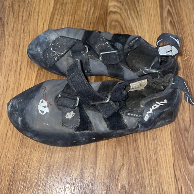 Evolv Phantom Climbing Shoes - Men's Black/White 9.5 vintage made in ...