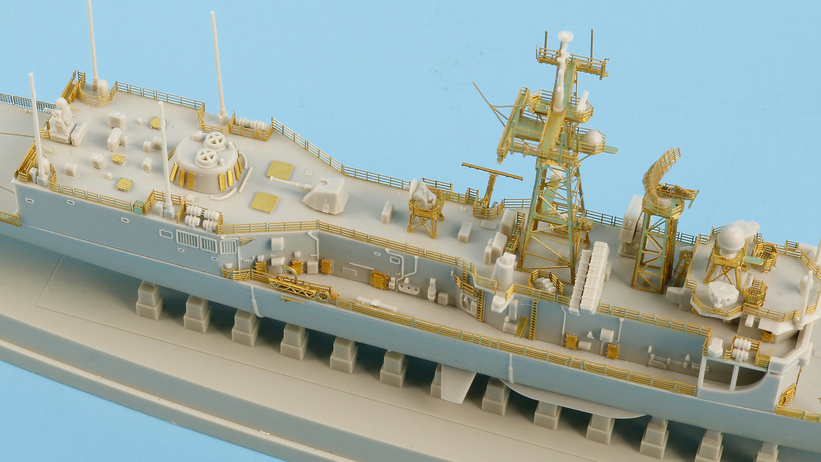 AFV Club 1/700 AG-35066 Photo-Etched Kit for ROCN Cheng Kung Class ...