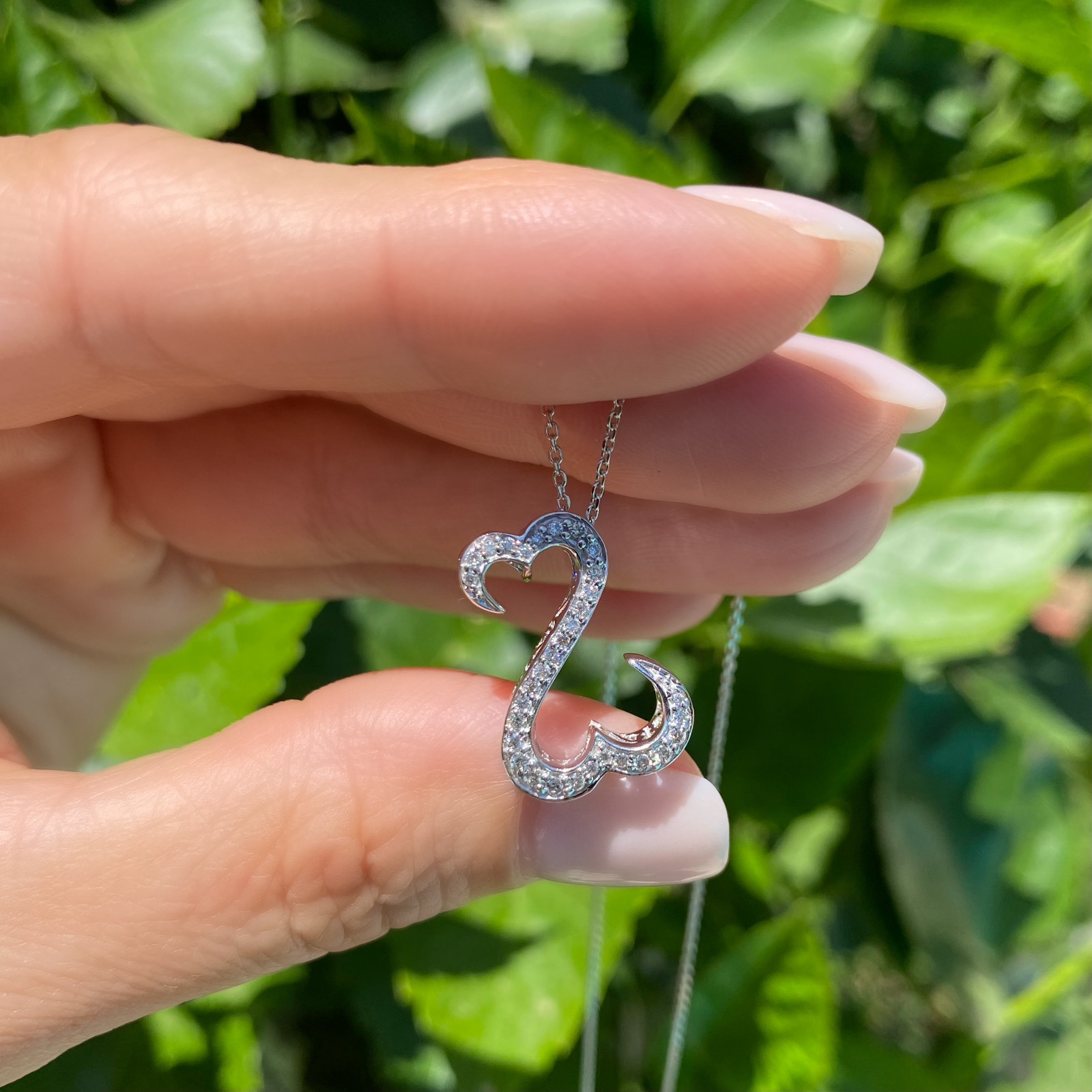 14K White Gold Jane Seymour Open Heart .25tcw Necklac… - Gem