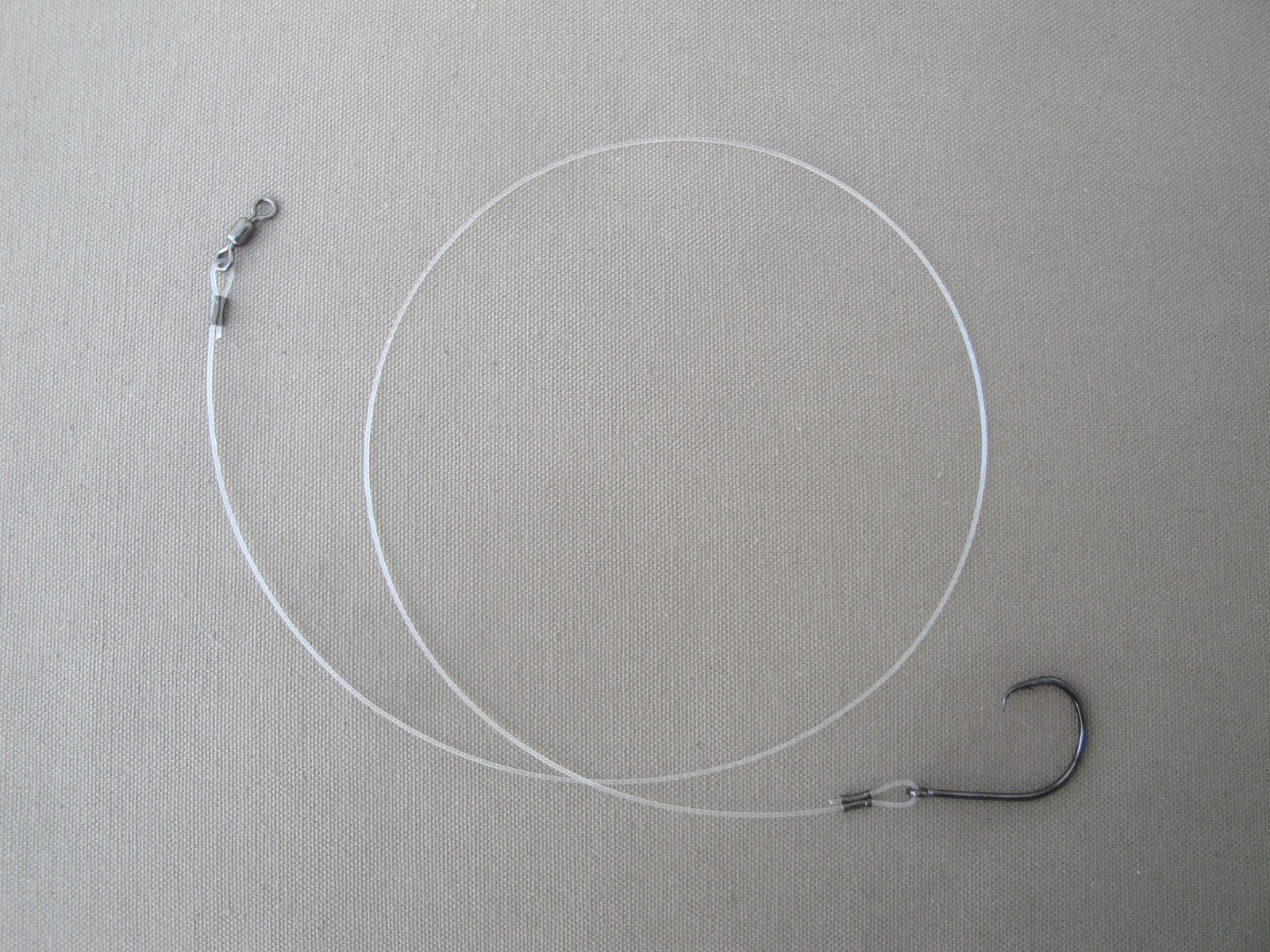 (2-PACK) FLUOROCARBON MUSKY / PIKE CIRCLE HOOK SUCKER RIGS - NON OFFSET ...