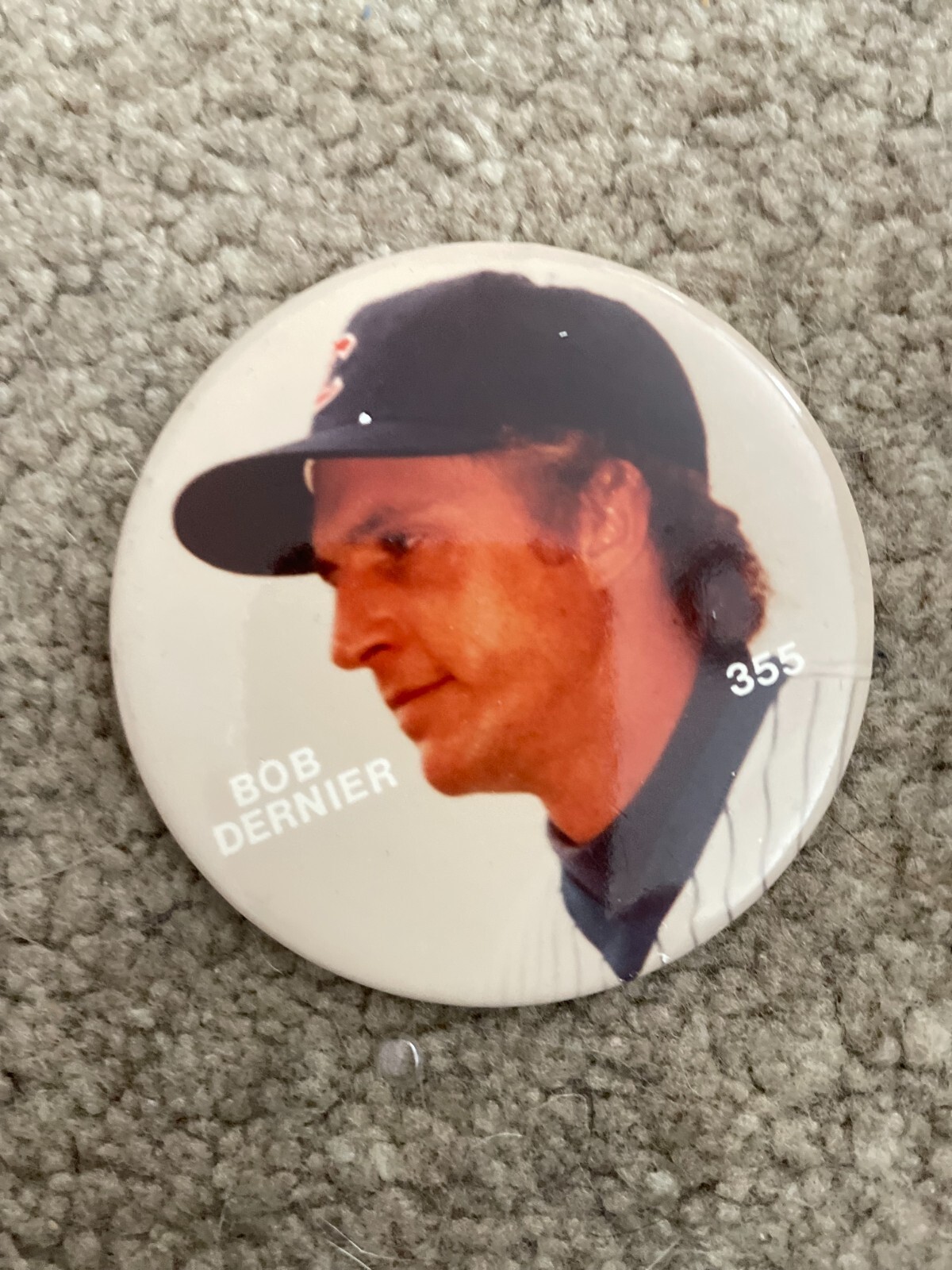 VINTAGE Chicago Cubs bob dernier player photo pin 3" | eBay