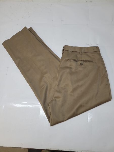Roundtree & Yorke beige golf dress casual pants size… - Gem