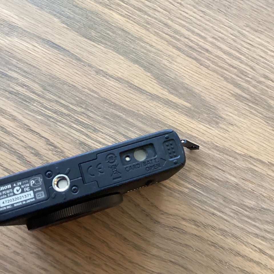 Canon Power shot S100 Black 12.1 MP Digital Camera. TESTED, WORKING ...