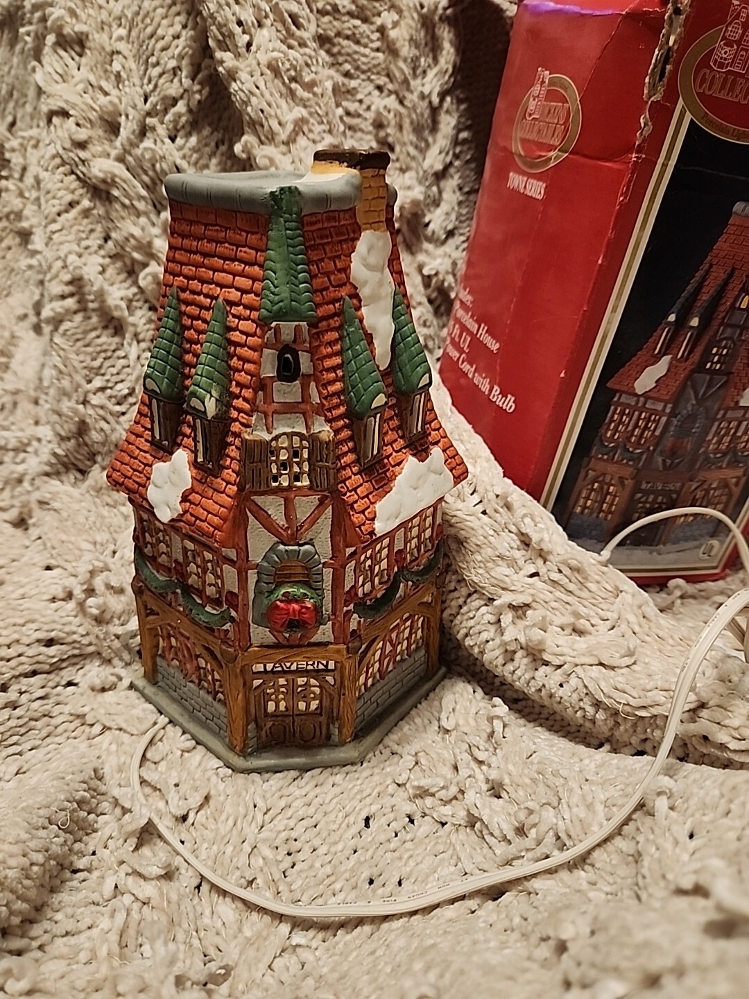 Dickens Collectables Towne Series Christmas Village Tavern Vintage 1995 ...