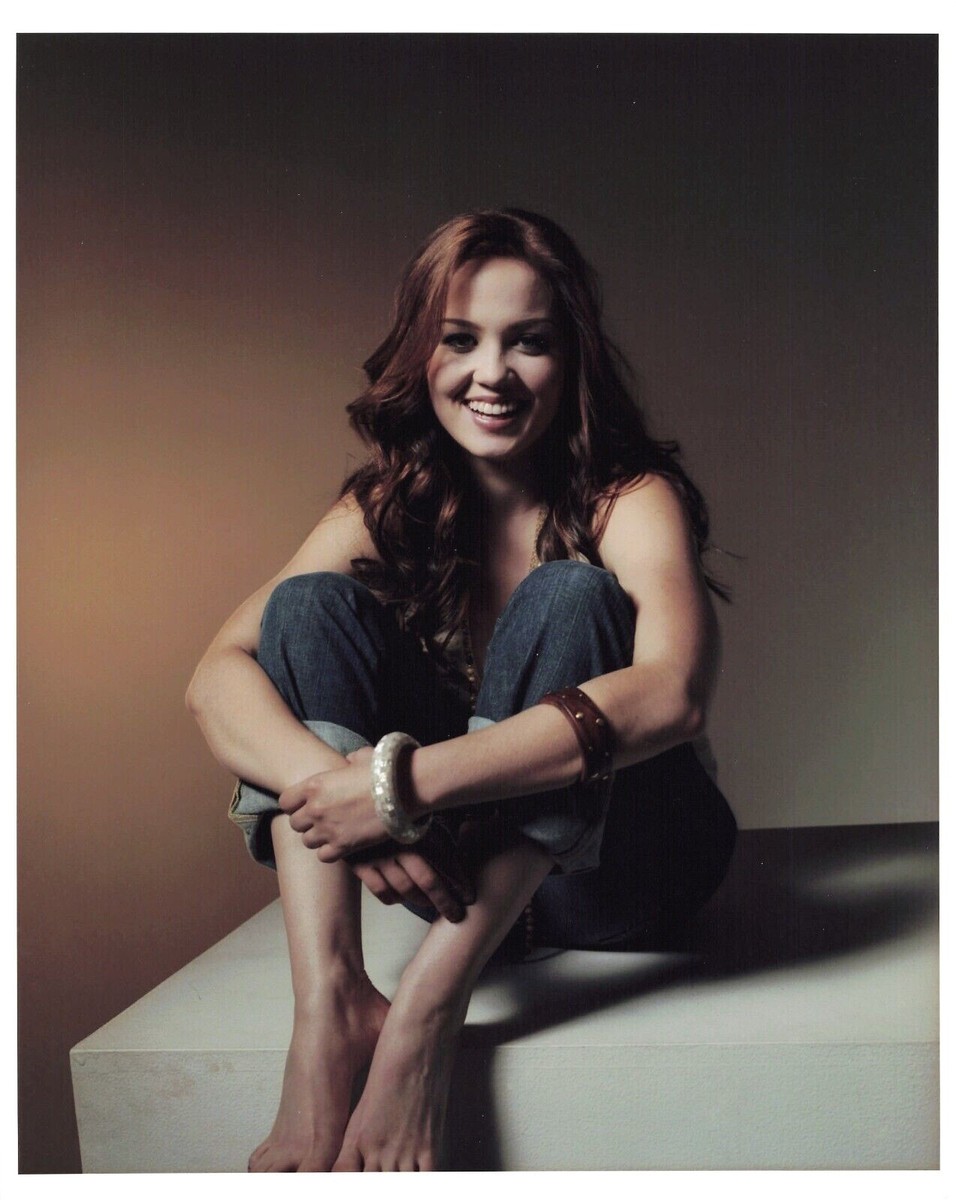 Erika Christensen Wallpaper