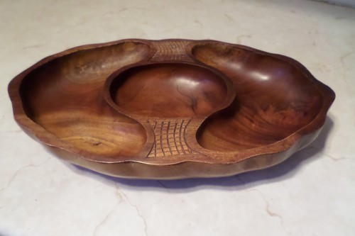 Vintage Hand Carved Wooden Monkey Pod Acacia Wood Serving Dish Mid ...