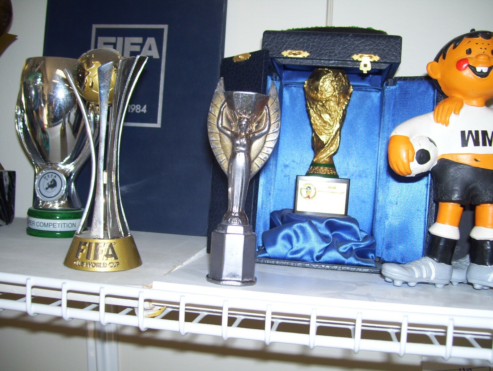 Jules Rimet world cup 1962 mini trophy | eBay