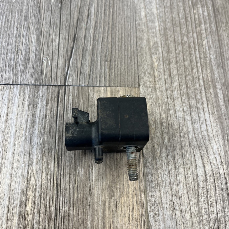 Front Sensor 15057506 OEM Cadillac Chevrolet GMC 2003 - 2004 | eBay