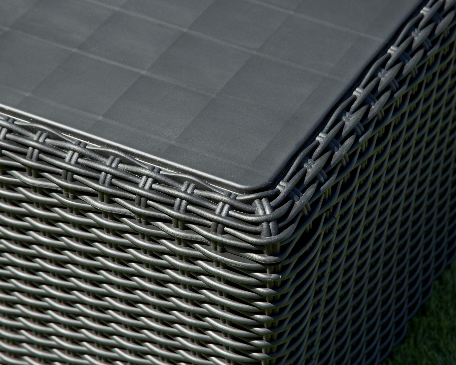 Shaf Plastic Rattan Garden Furniture, Lounge, Bistros, Sun Loungers ...