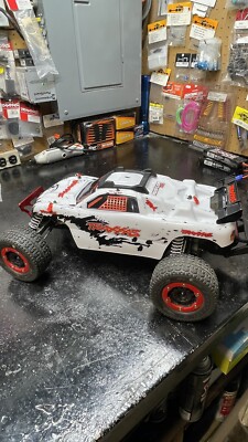 Custom Body Traxxas Rustler VXL/XL-5 1/10 2wd Truck White And Black New ...