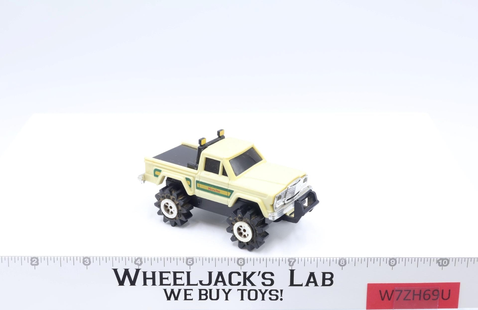 Jeep Honcho 4x4 White Schaper STOMPER Rough Riders Gen 1 1980 Lights Up ...