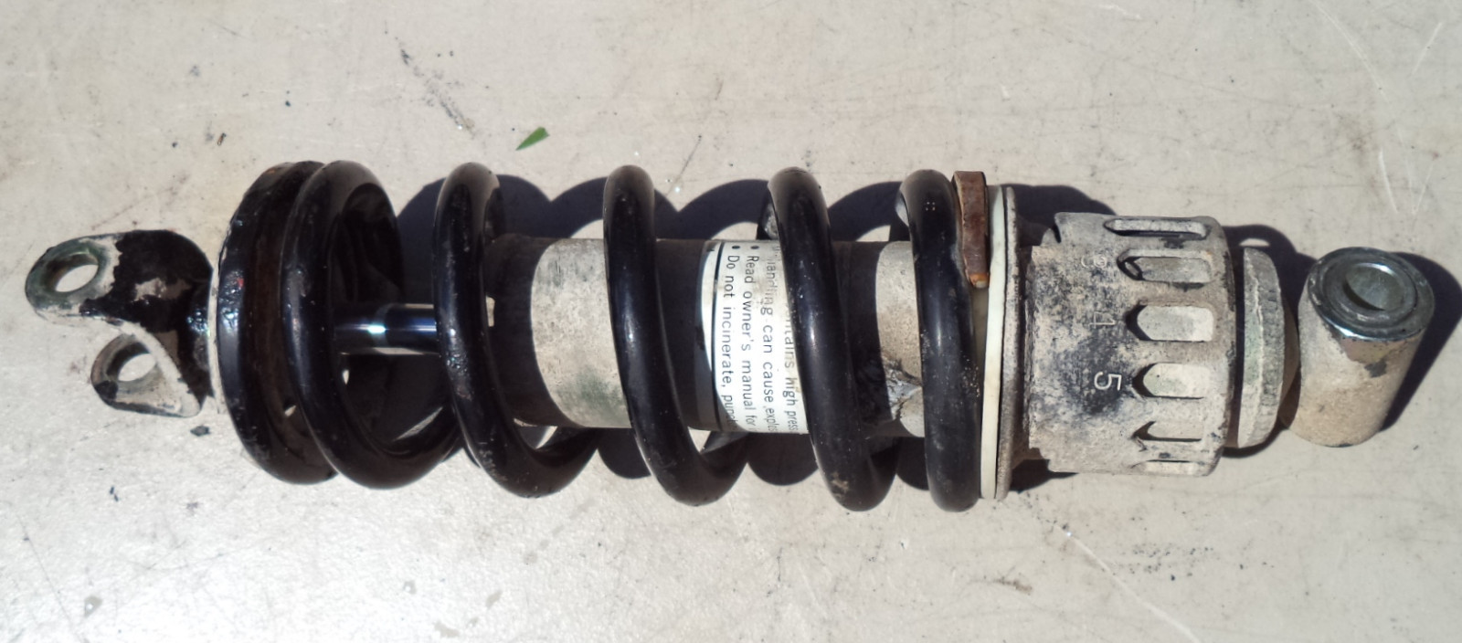 97 96 95 94 FZR600 FZR 600 REAR SHOCK SUSPENSION MONO SHOCK SPRING O.E ...