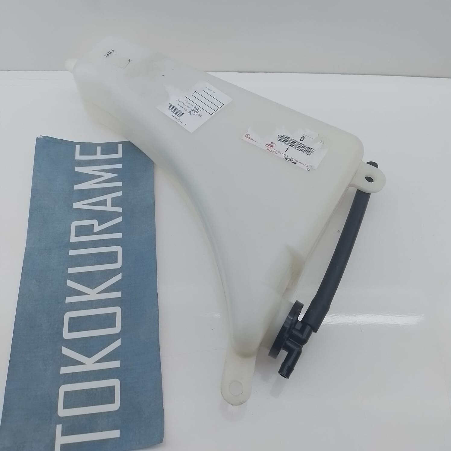 Coolant Reservoir Radiator Tank For Toyota Hilux Vigo Fortuner Innova ...