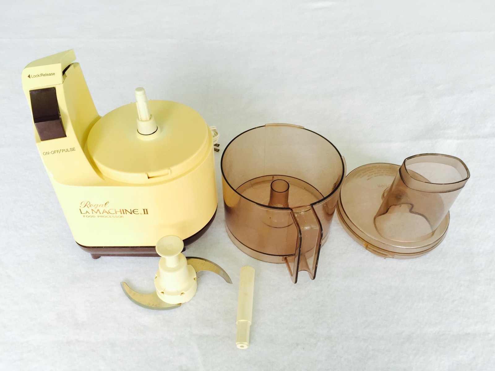 Vintage Regal LaMachine II Bowl Type Food Processor with Instructions ...