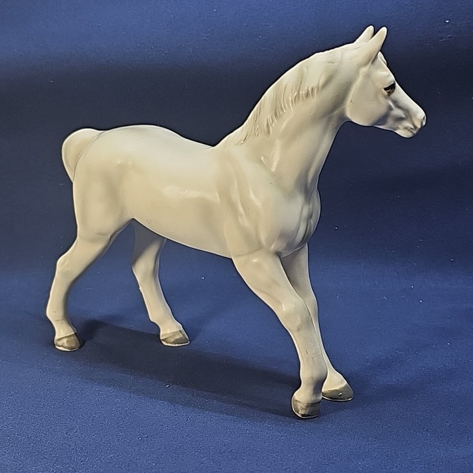 Vintage Colt Napcoware Japan White Gray Horse Ceramic C5974 Figurine 5. ...