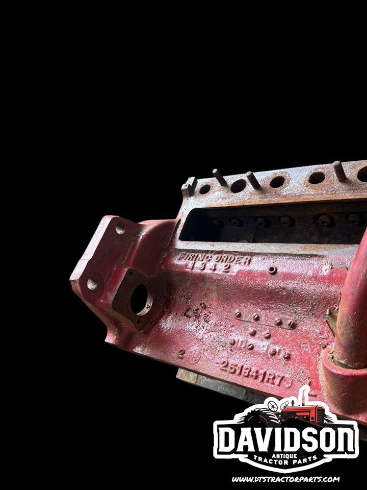 Farmall cub IH cast Engine block 251341R2 Antique Tractor | eBay